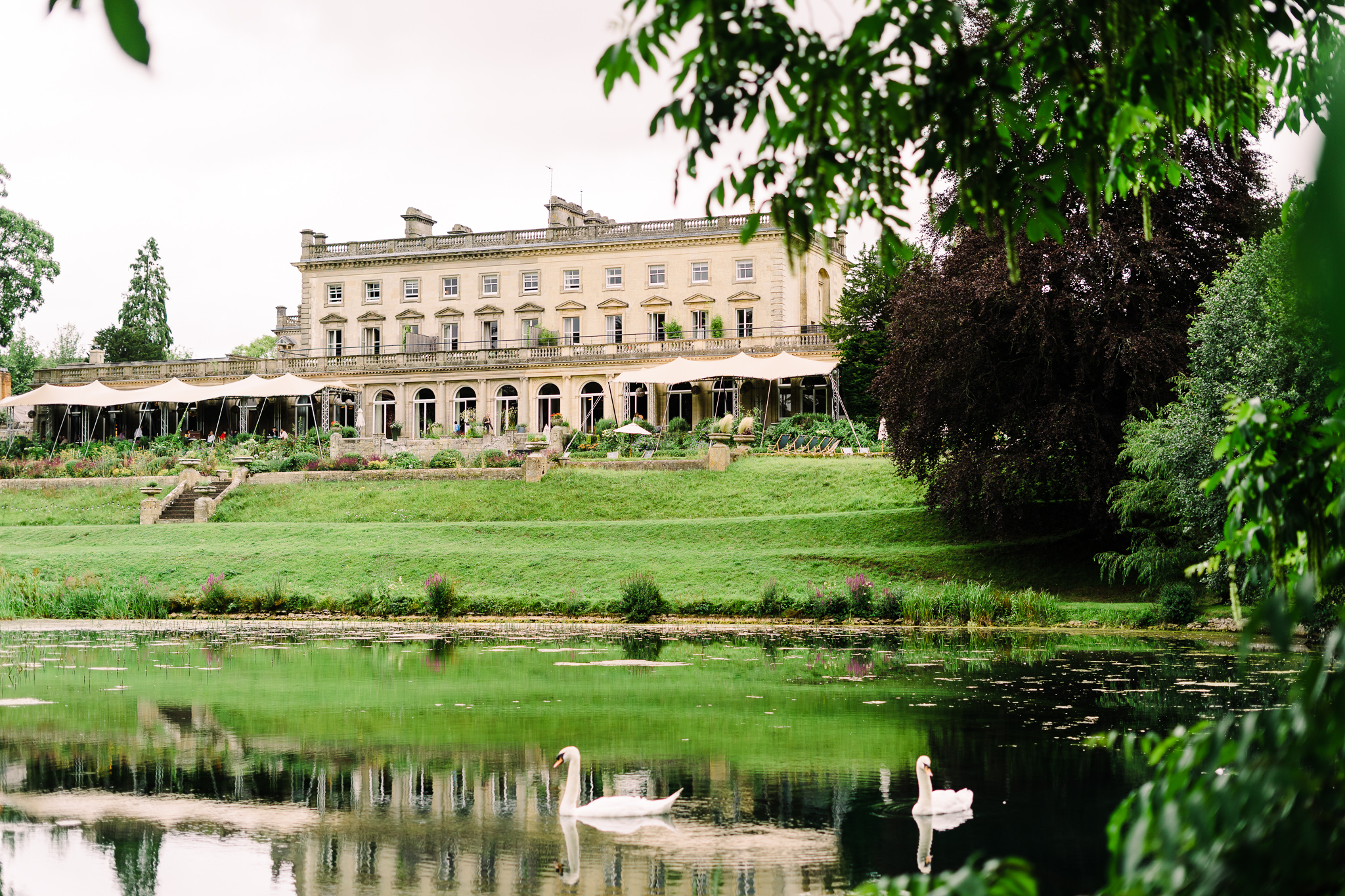 Cowley Manor Wedding Photographer - jadetouronphotography.com